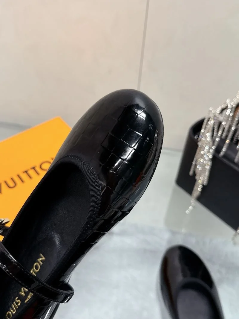 1:1 copy Louis Vuitton Flat Shoes