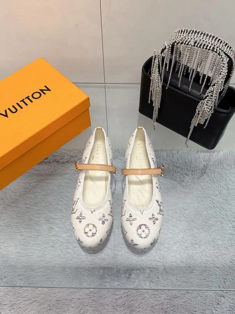 Louis Vuitton Flat Shoes