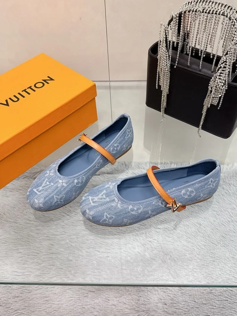 Louis Vuitton Flat Shoes