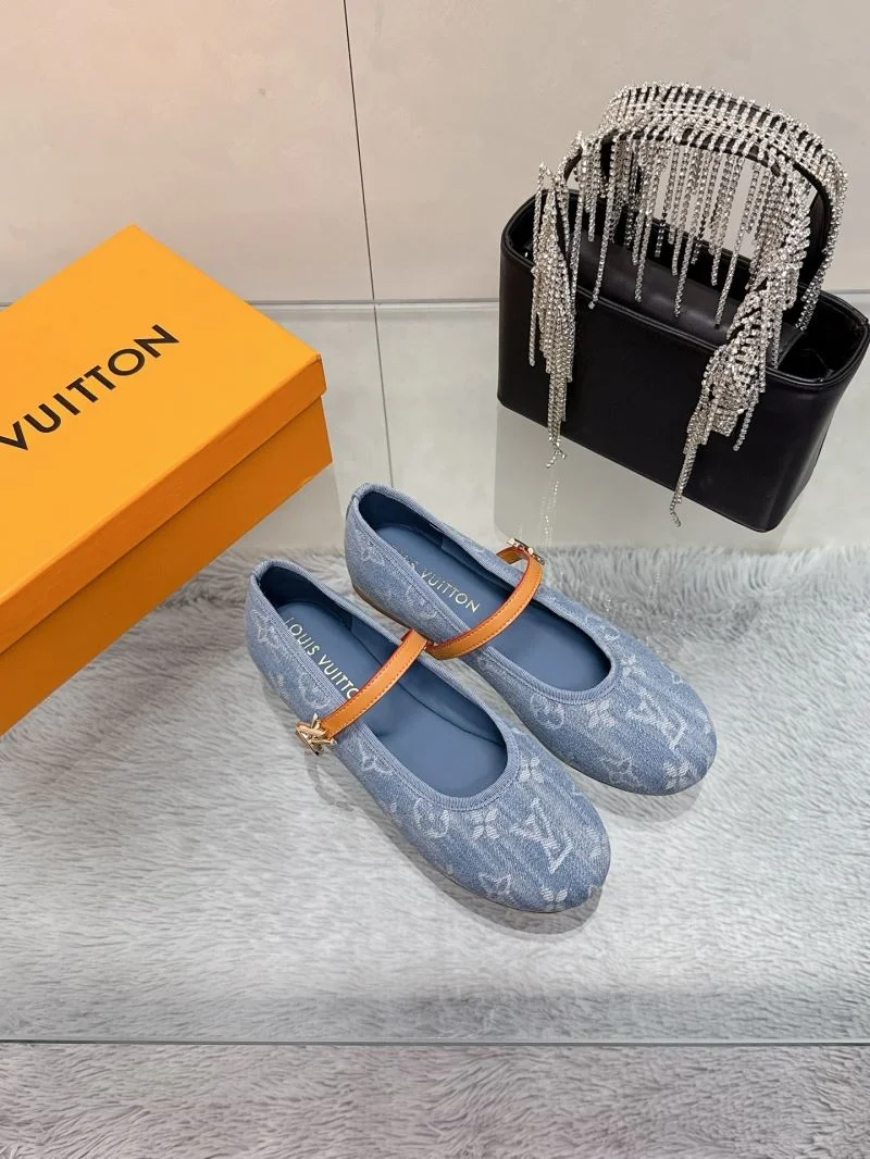 Louis Vuitton Flat Shoes