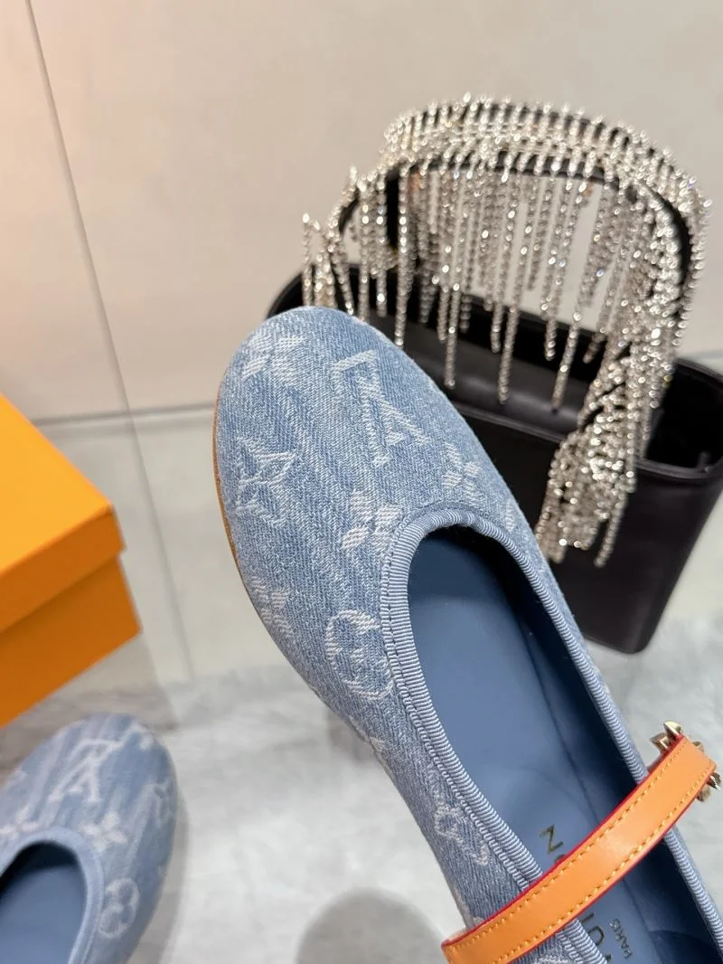 Louis Vuitton Flat Shoes