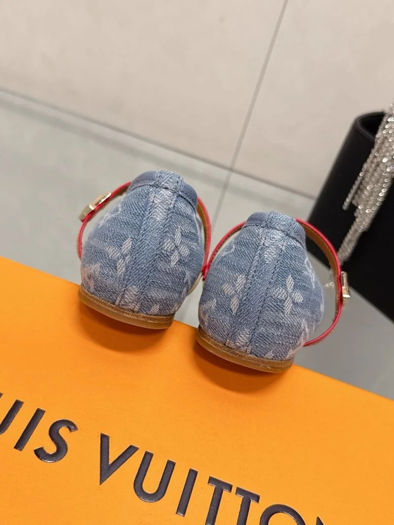 Louis Vuitton Flat Shoes
