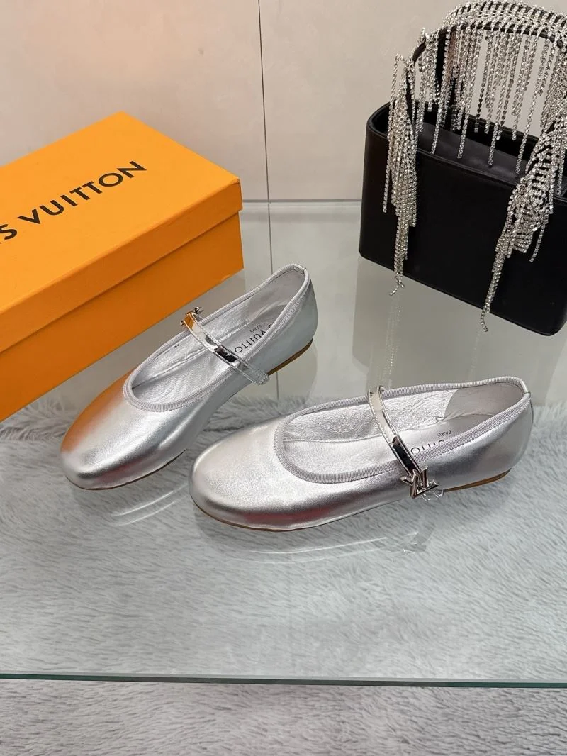 Louis Vuitton Flat Shoes