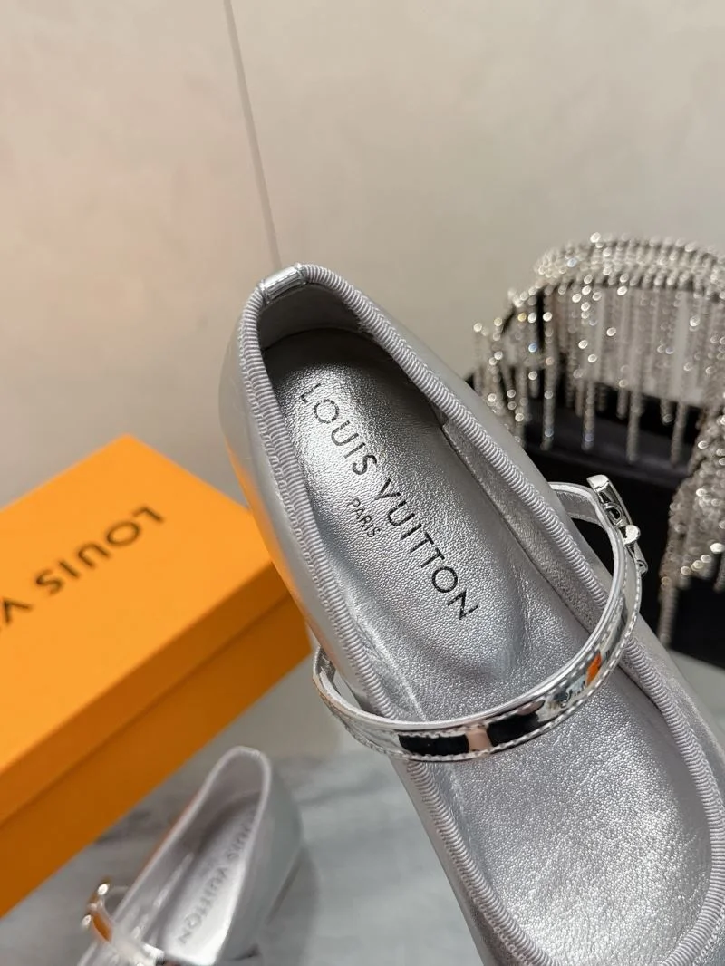Louis Vuitton Flat Shoes