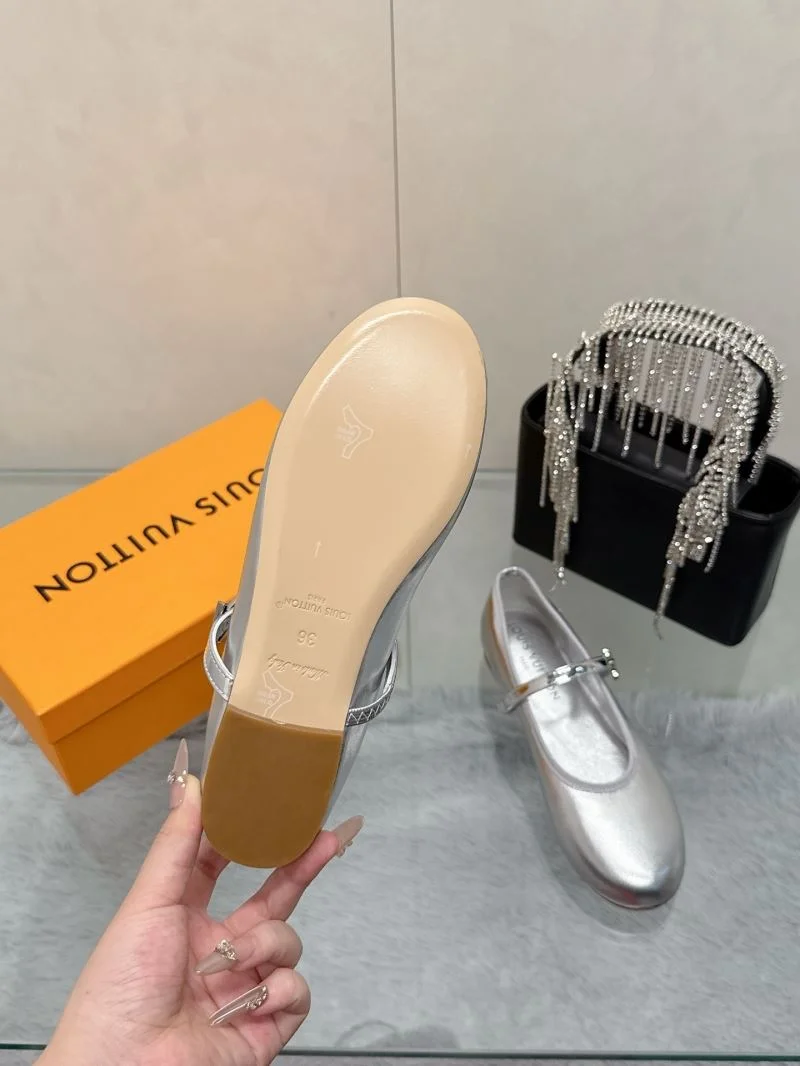 Louis Vuitton Flat Shoes