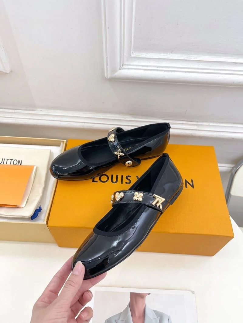 Mirror quality Louis Vuitton Flat Shoes