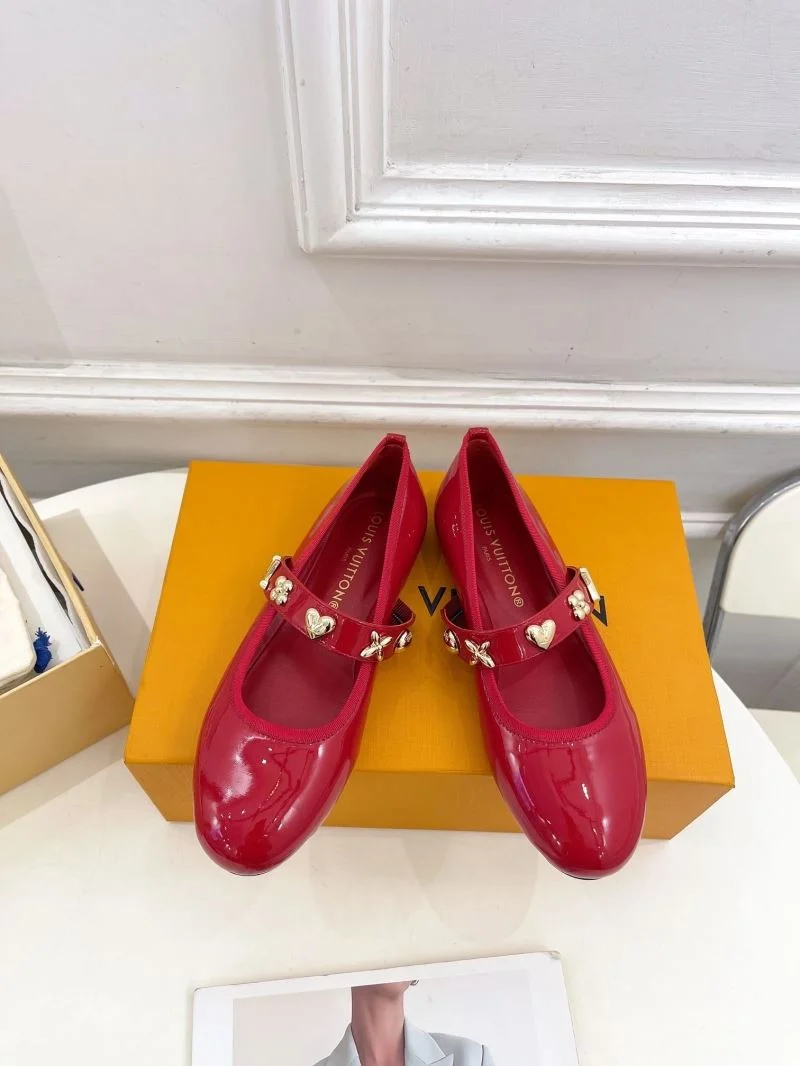 Louis Vuitton Flat Shoes