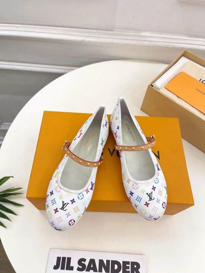 Louis Vuitton Flat Shoes