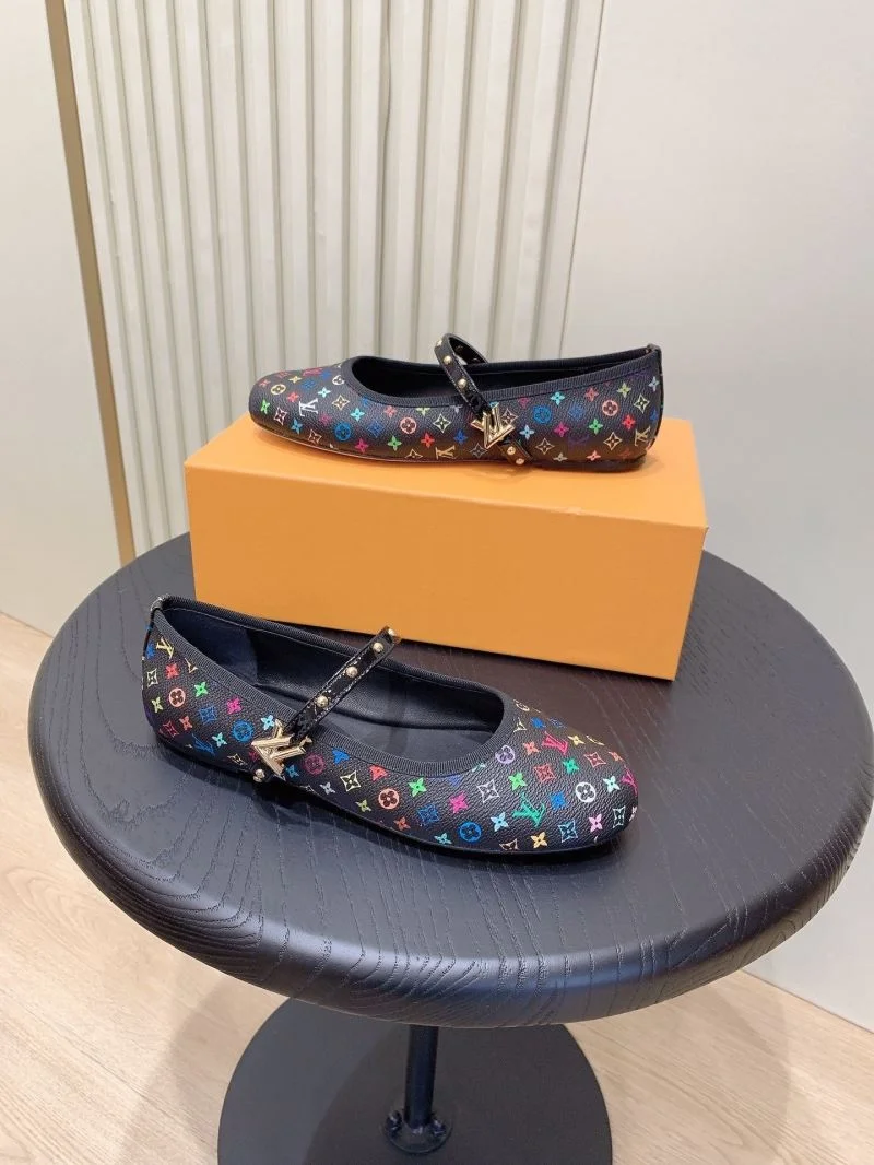 Louis Vuitton Flat Shoes
