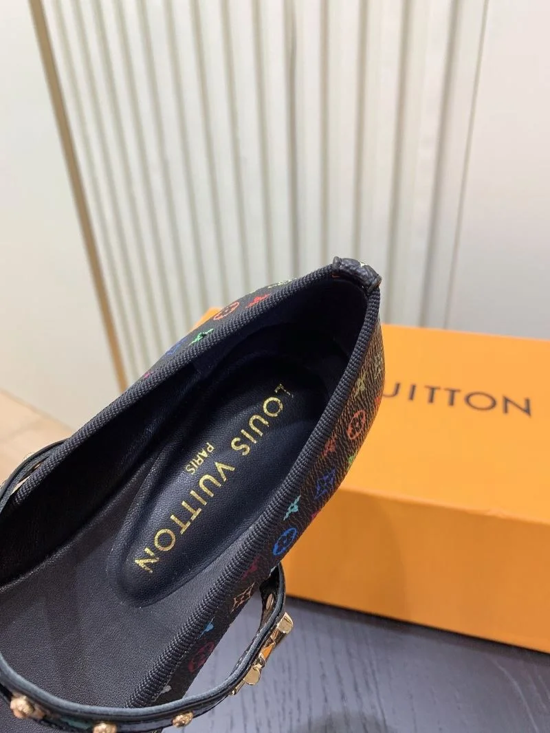 Louis Vuitton Flat Shoes