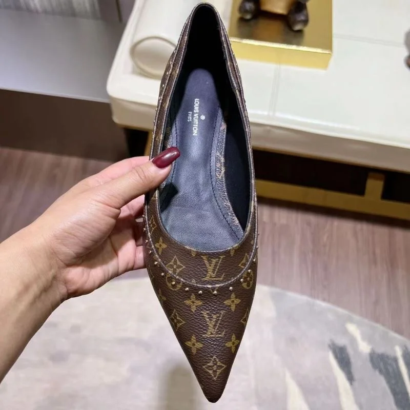 Louis Vuitton Flat Shoes
