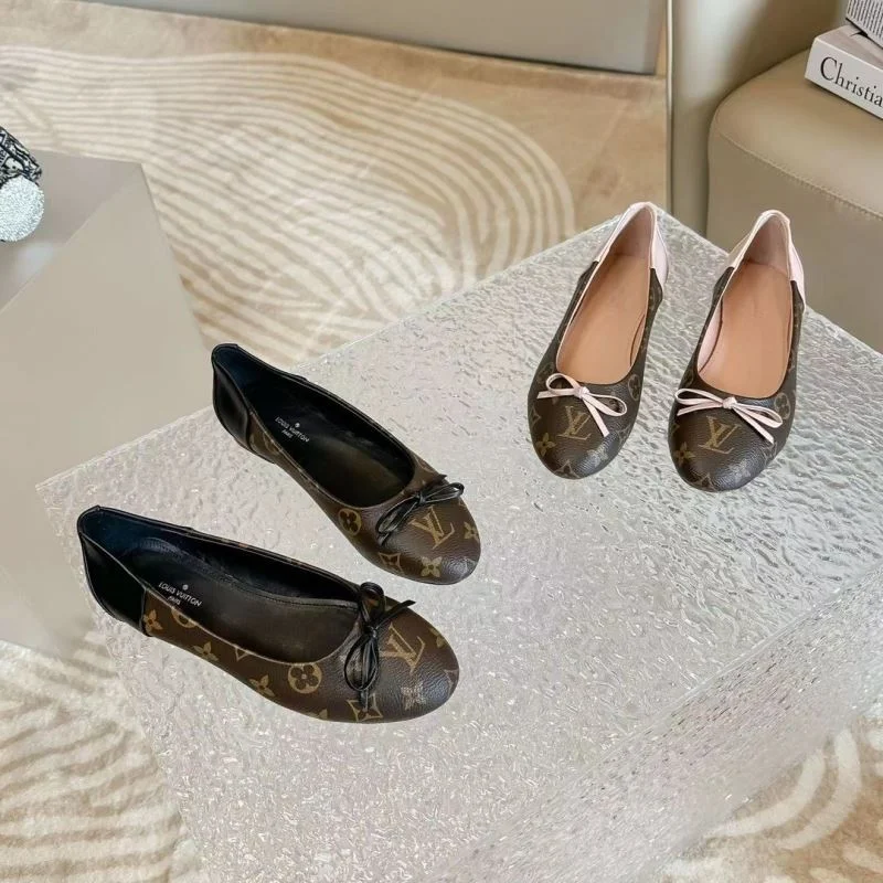 Louis Vuitton Flat Shoes