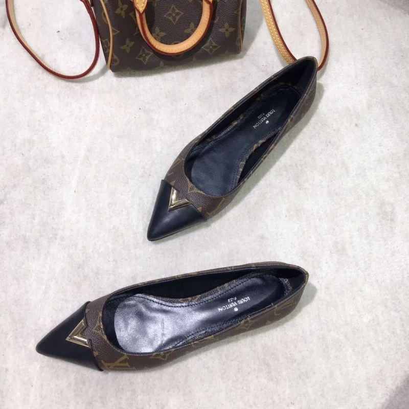 Brand-authenticated Louis Vuitton Flat Shoes