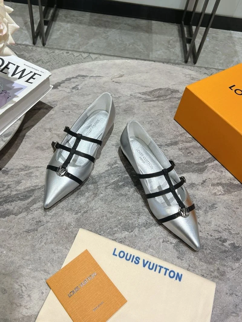 Indistinguishable Louis Vuitton Flat Shoes