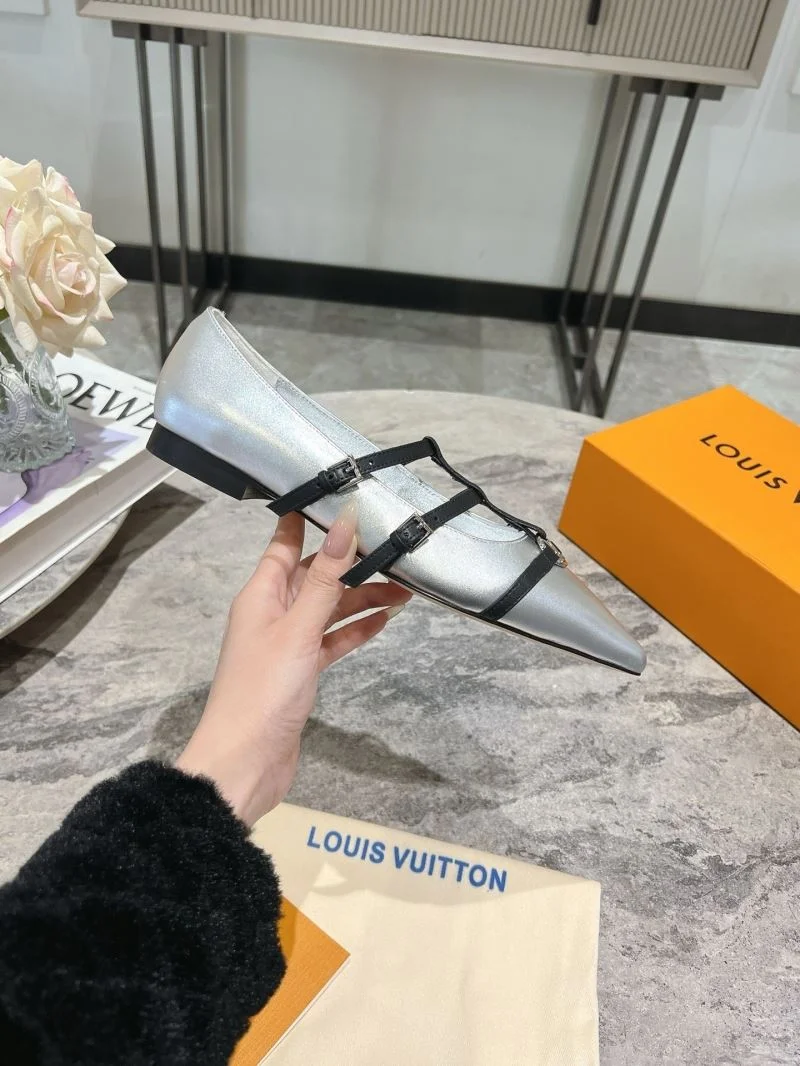 Indistinguishable Louis Vuitton Flat Shoes