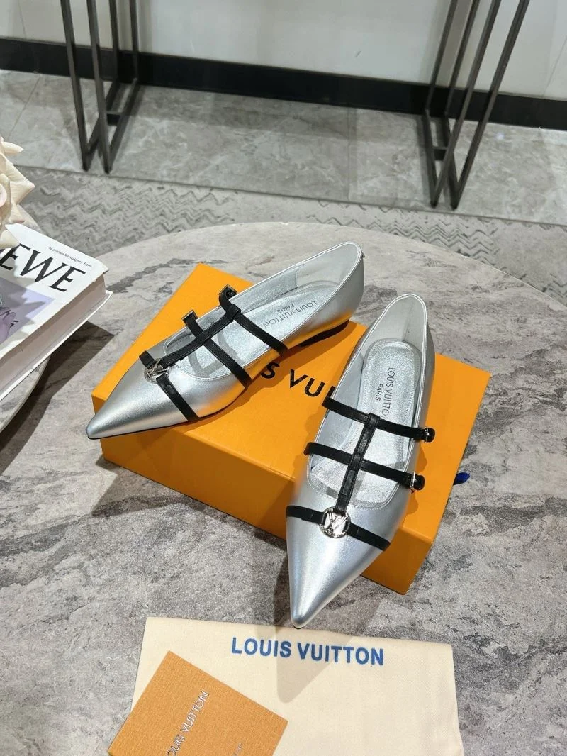 Indistinguishable Louis Vuitton Flat Shoes