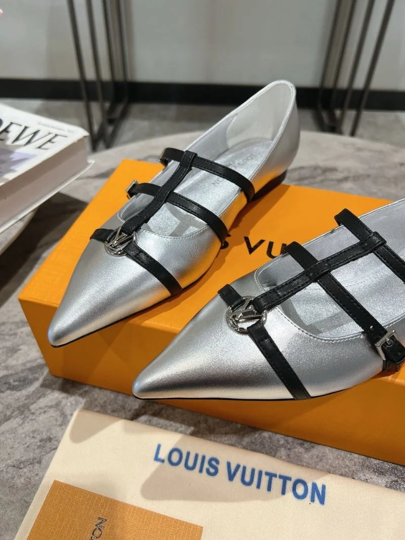 Indistinguishable Louis Vuitton Flat Shoes