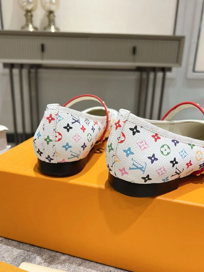 Louis Vuitton Flat Shoes