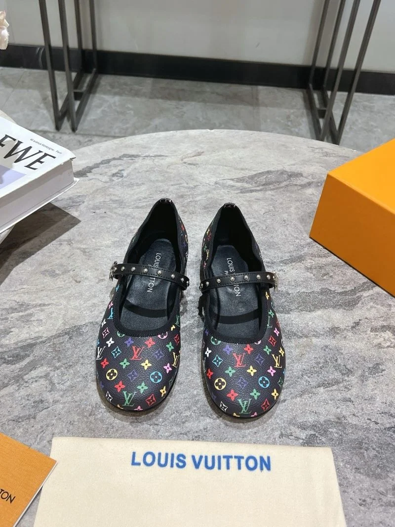 Louis Vuitton Flat Shoes