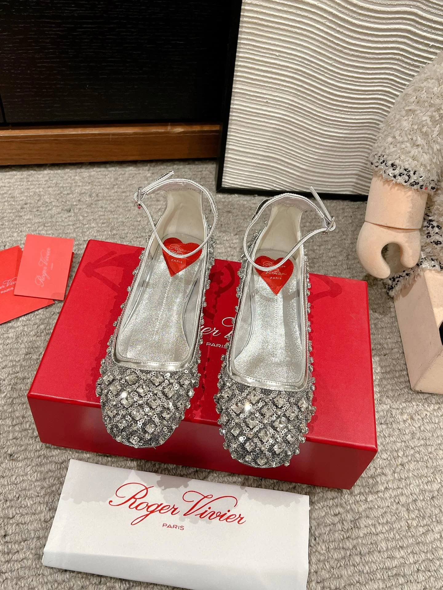 Louis Vuitton Flat Shoes