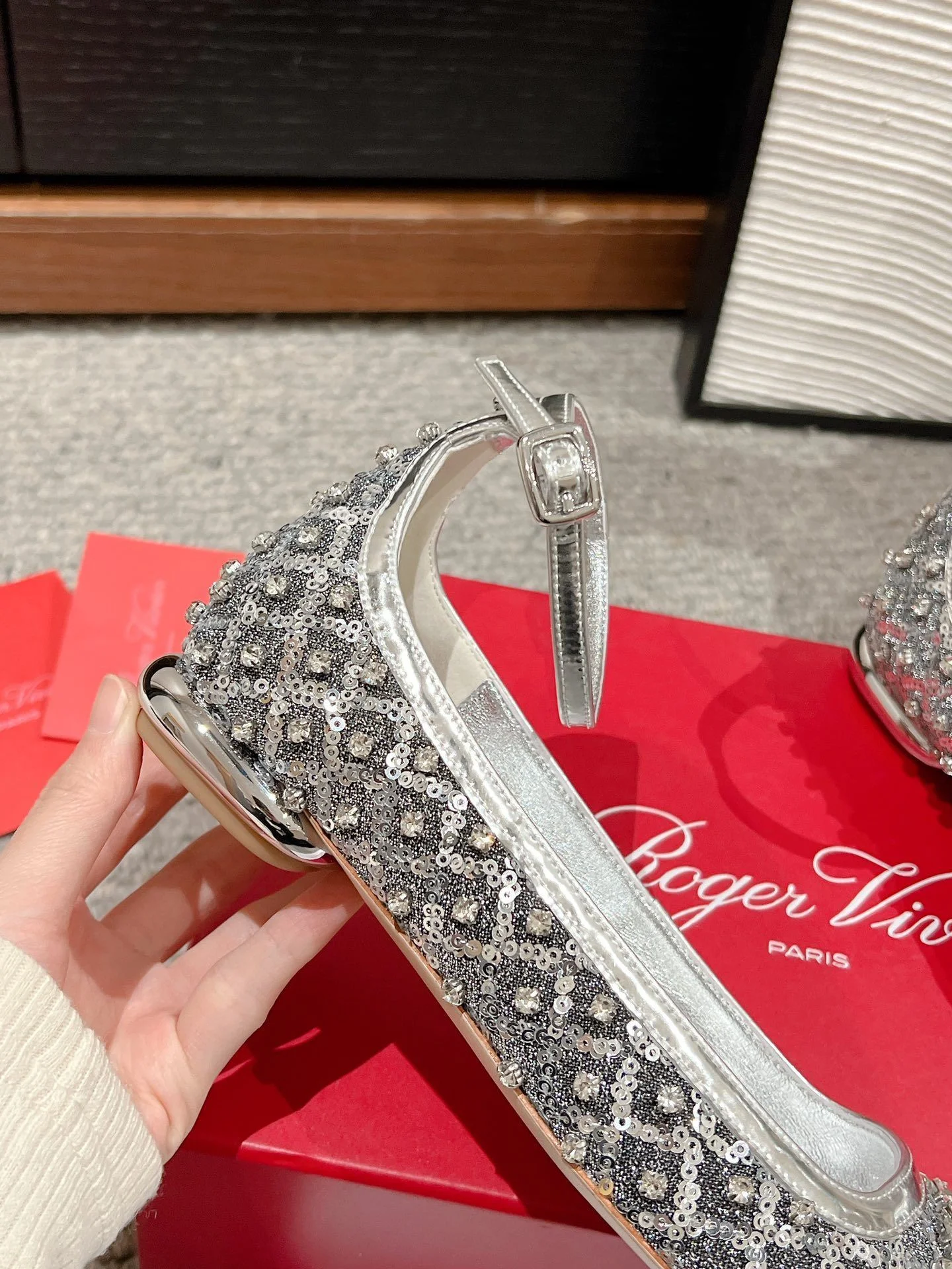 Louis Vuitton Flat Shoes