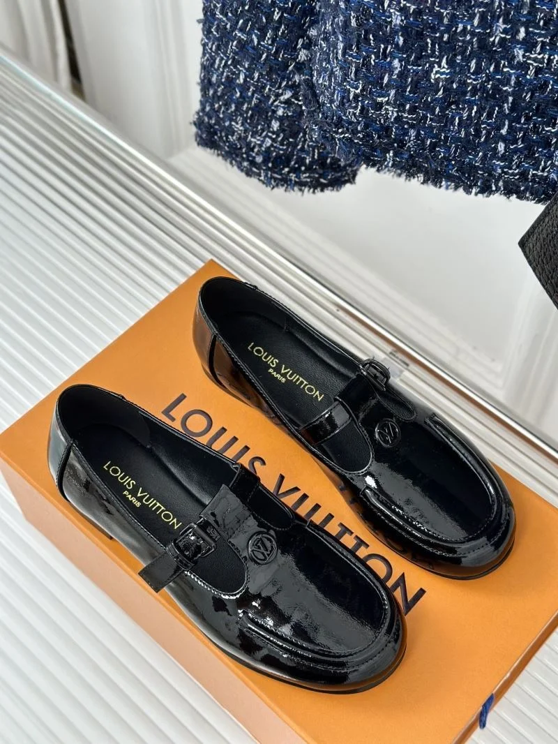 High accuracy Louis Vuitton Flat Shoes