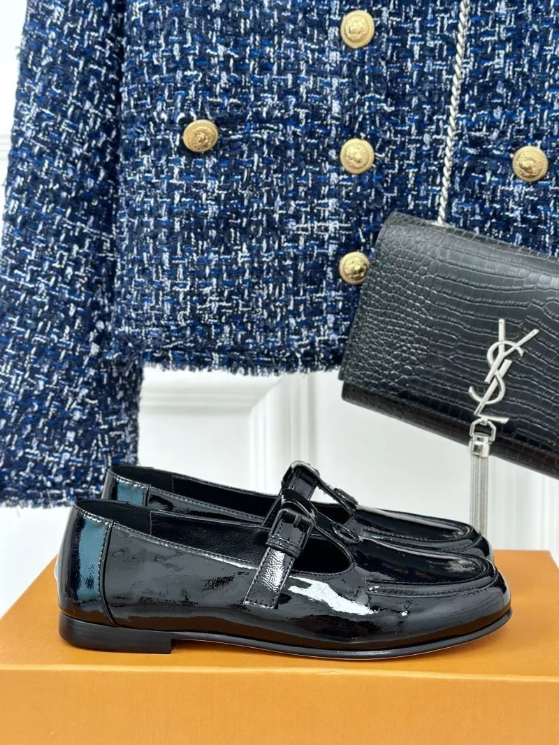 High accuracy Louis Vuitton Flat Shoes