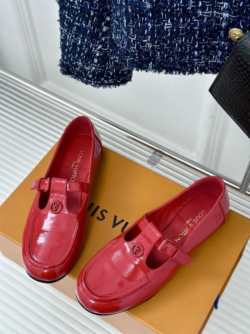 Louis Vuitton Flat Shoes
