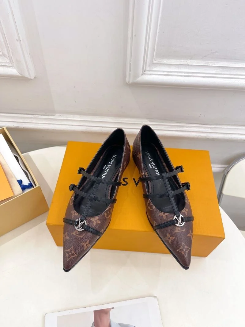 Louis Vuitton Flat Shoes