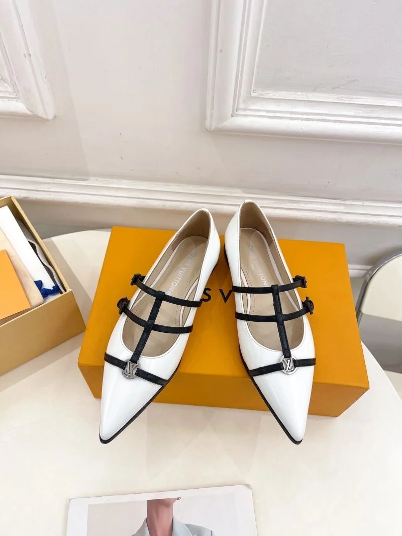 Louis Vuitton Flat Shoes