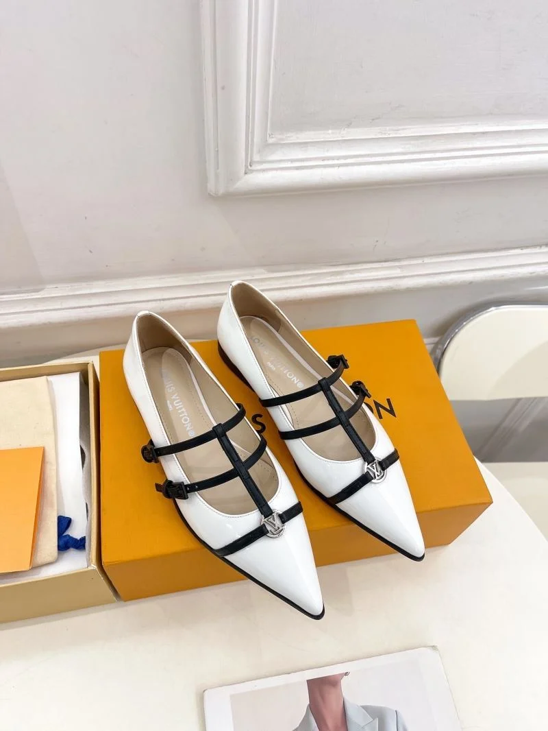 High accuracy Louis Vuitton Flat Shoes