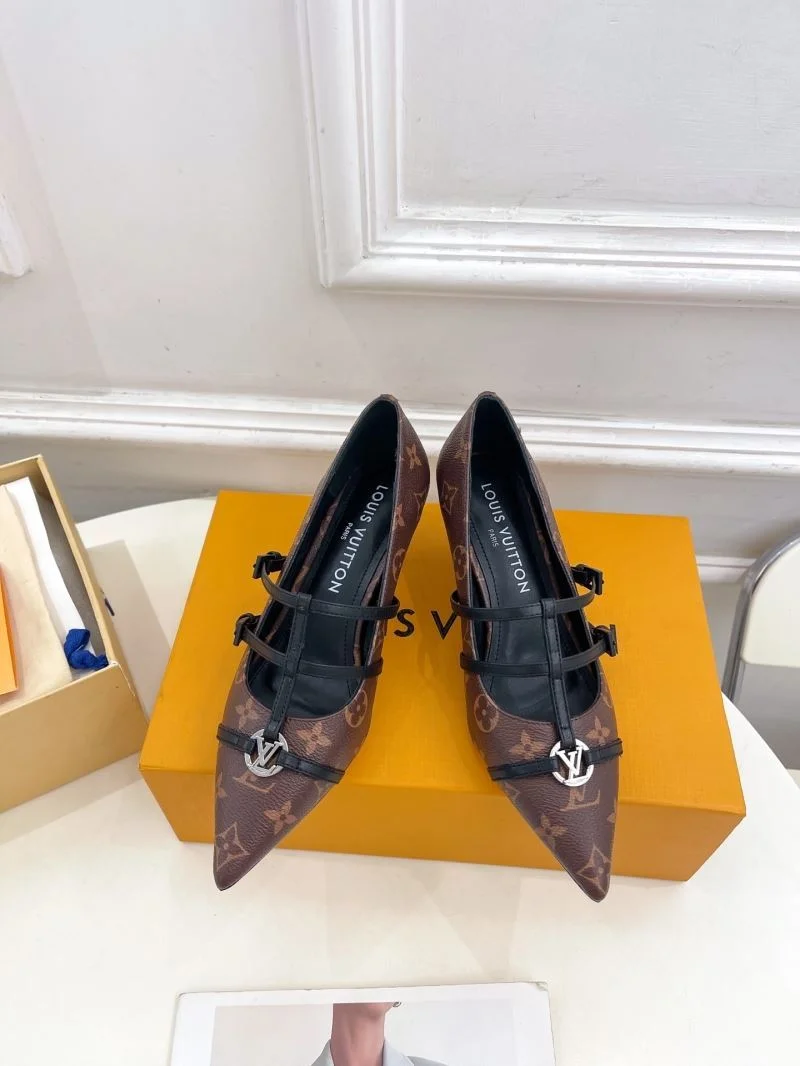 Louis Vuitton Flat Shoes