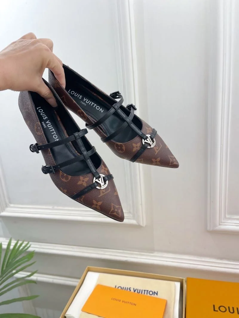 Inexpensive Louis Vuitton Flat Shoes