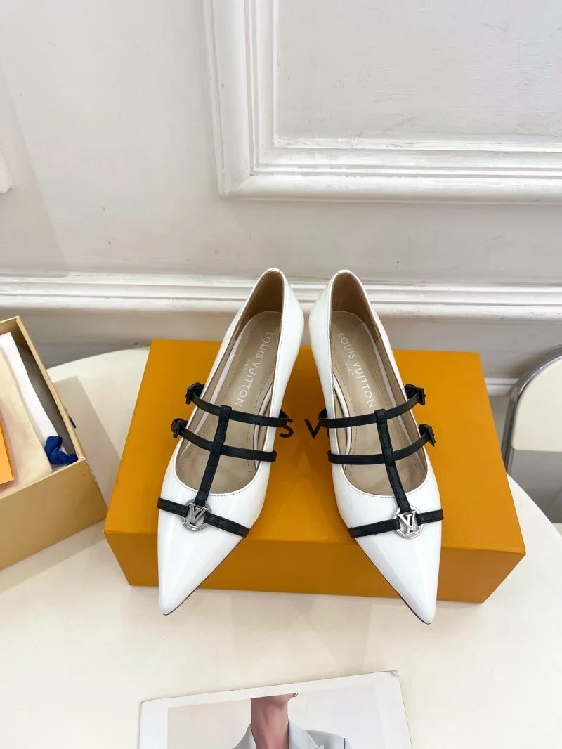 Louis Vuitton Flat Shoes