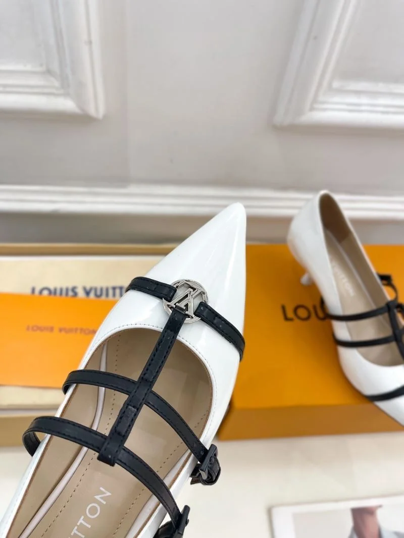 Louis Vuitton Flat Shoes