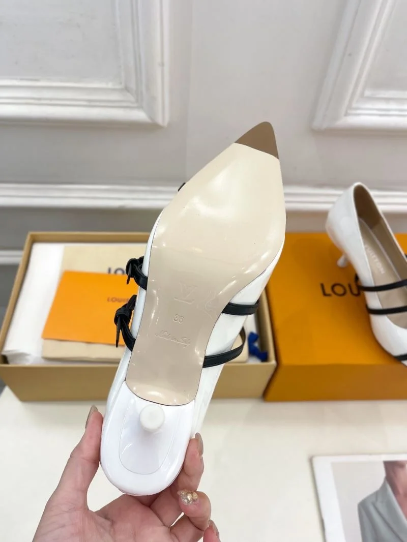 Louis Vuitton Flat Shoes