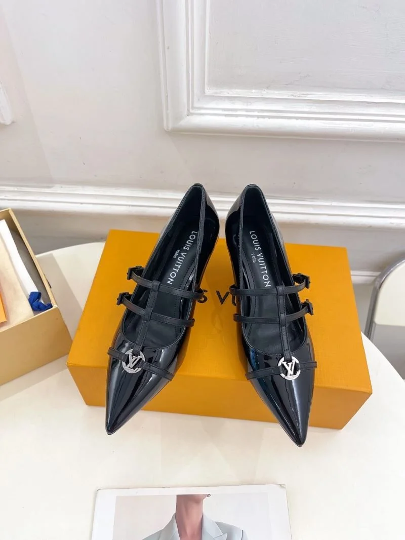 Louis Vuitton Flat Shoes