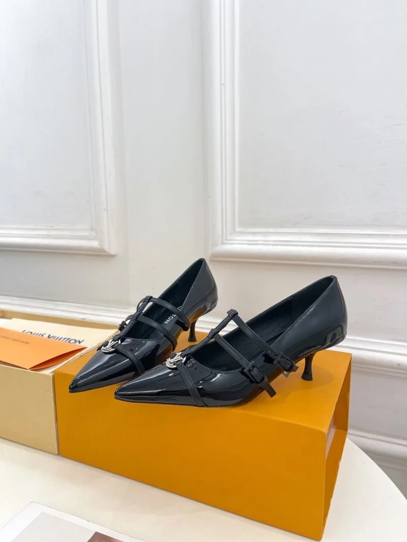 Low-cost Louis Vuitton Flat Shoes