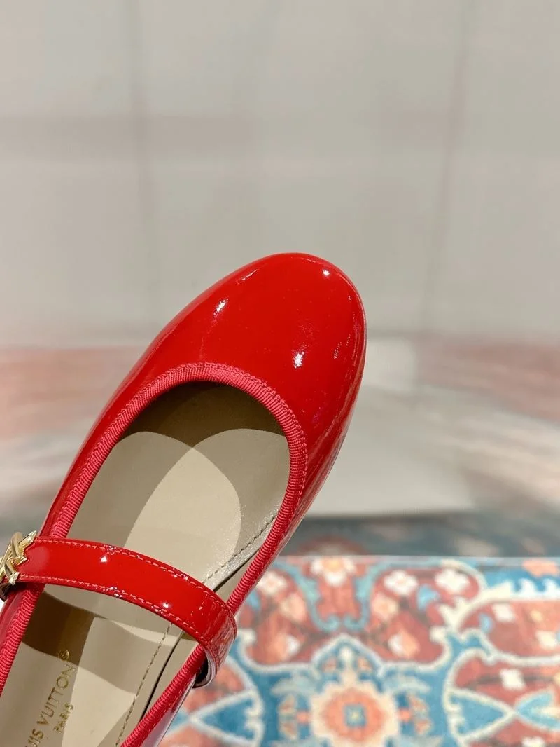 Louis Vuitton Flat Shoes