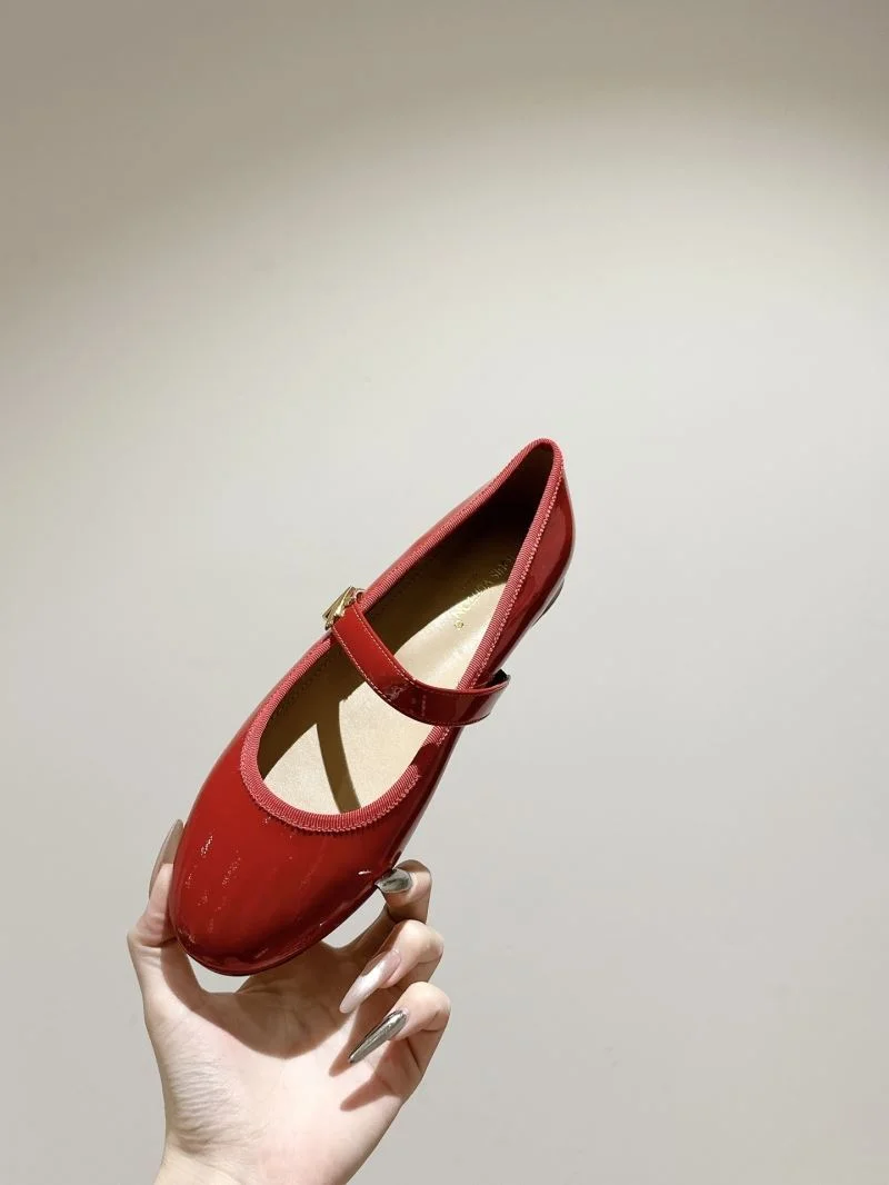 Louis Vuitton Flat Shoes