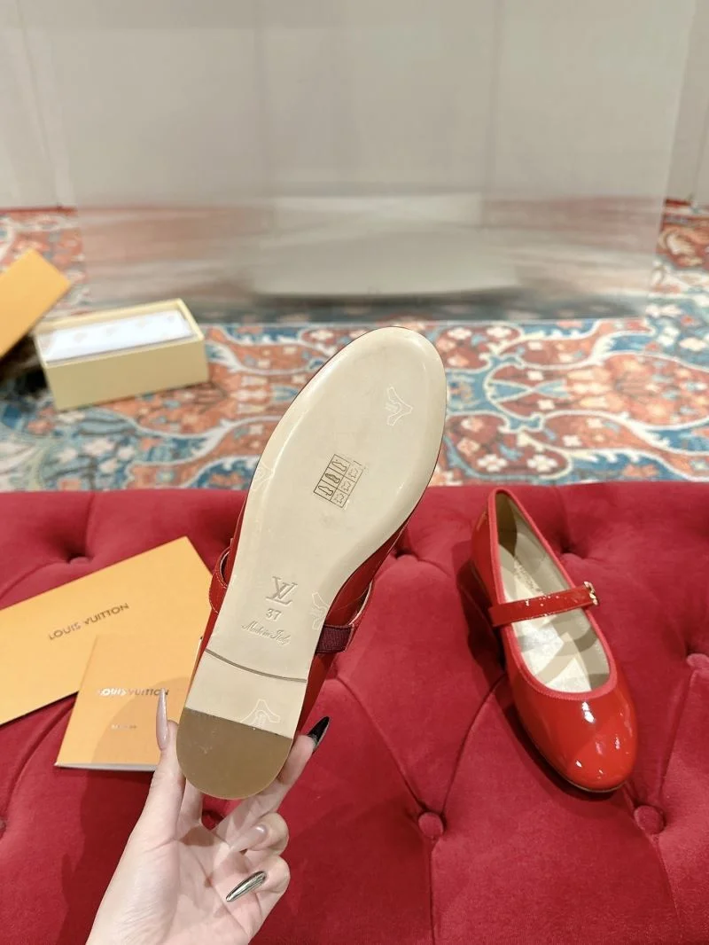 Louis Vuitton Flat Shoes