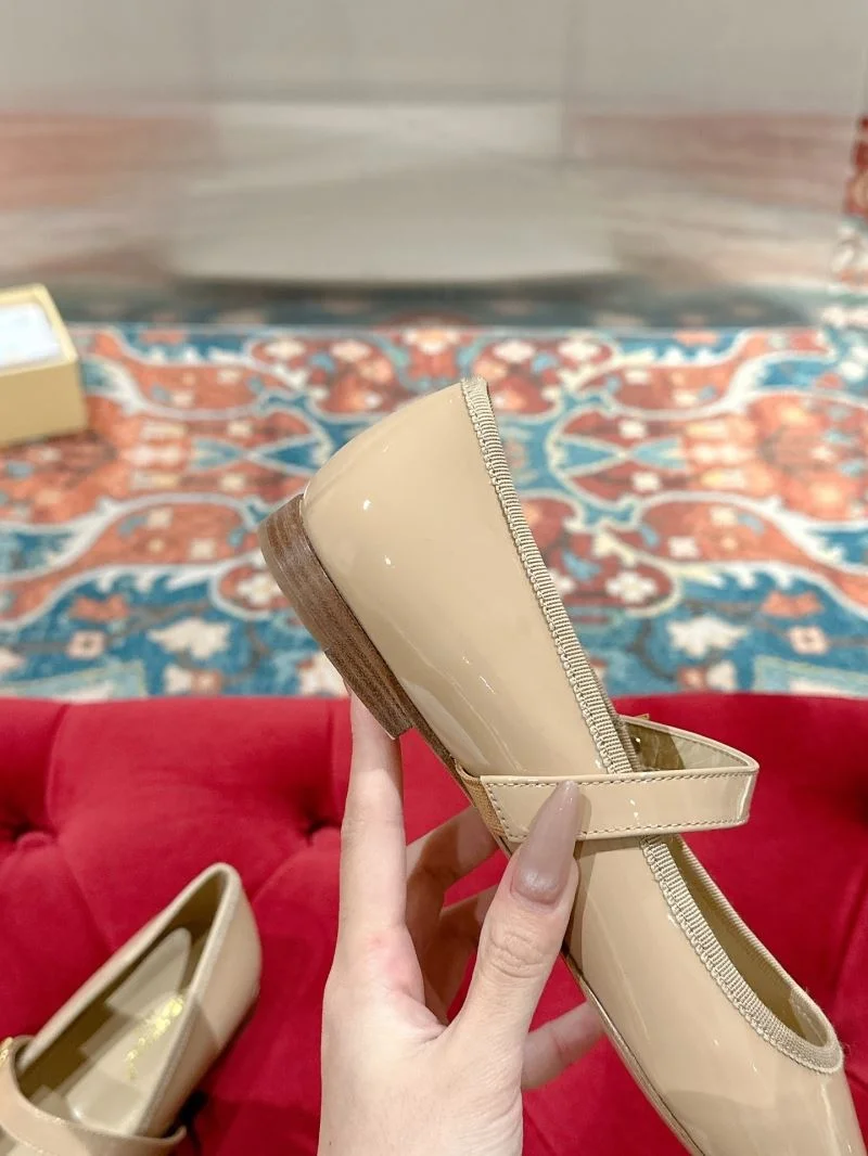 Louis Vuitton Flat Shoes