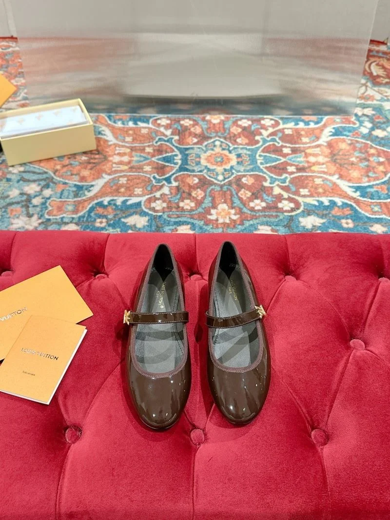 Louis Vuitton Flat Shoes