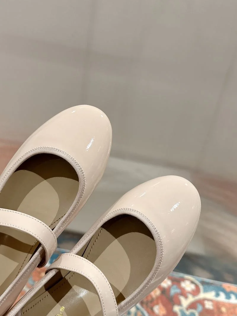 Precise copy Louis Vuitton Flat Shoes