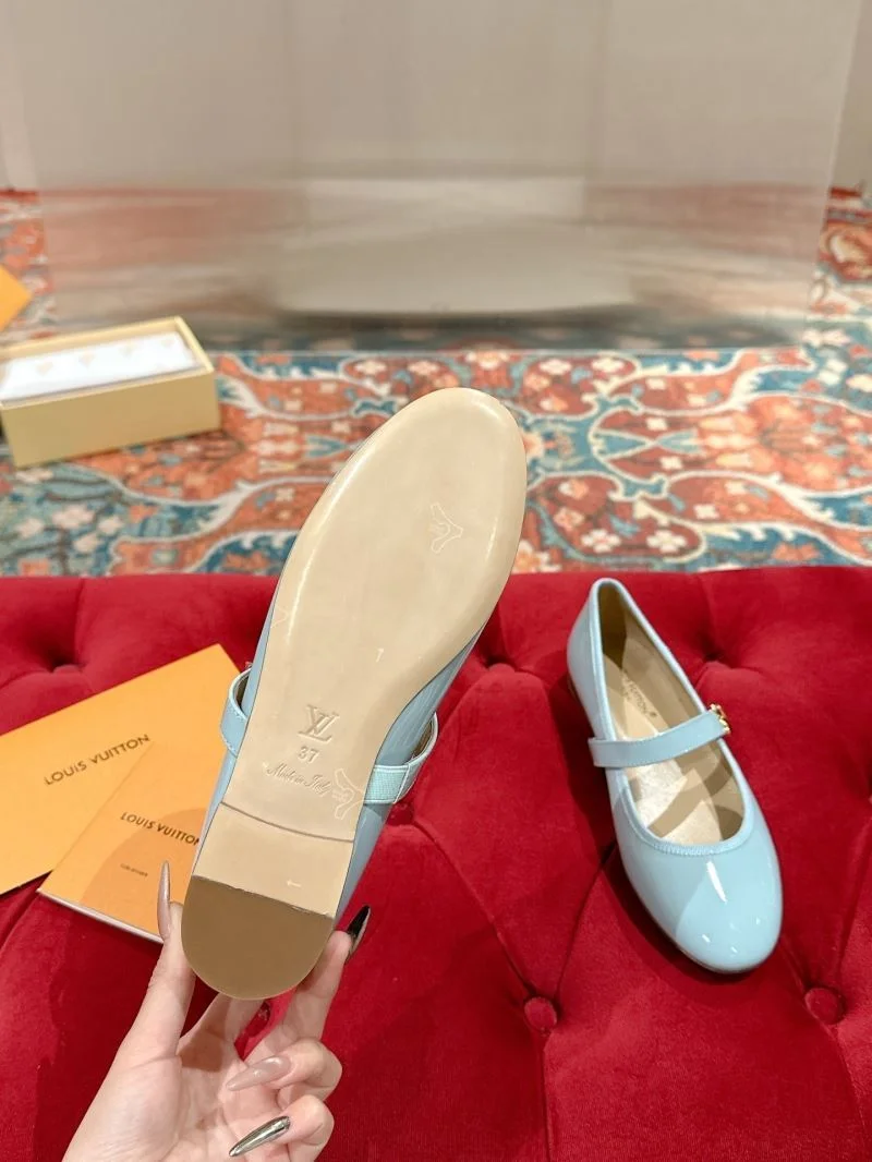 High fidelity Louis Vuitton Flat Shoes