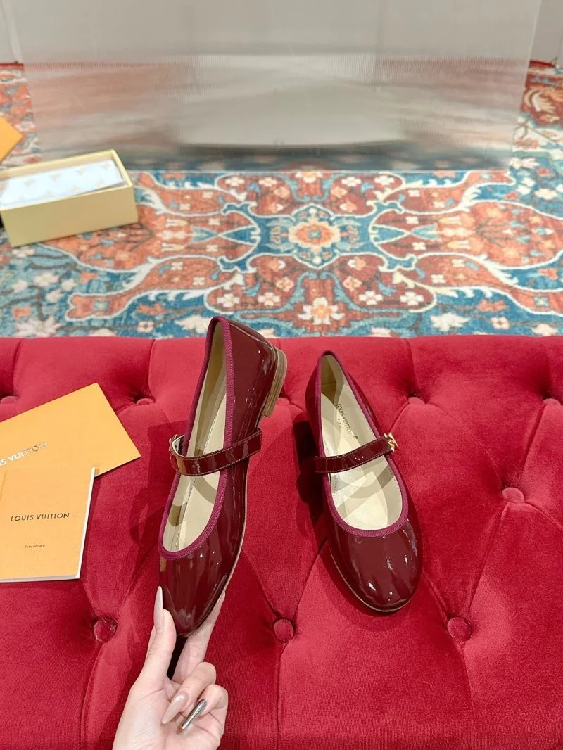 High fidelity Louis Vuitton Flat Shoes