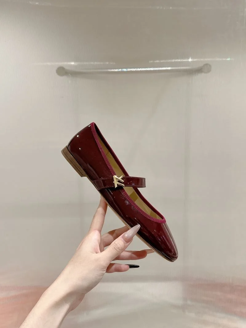 High fidelity Louis Vuitton Flat Shoes