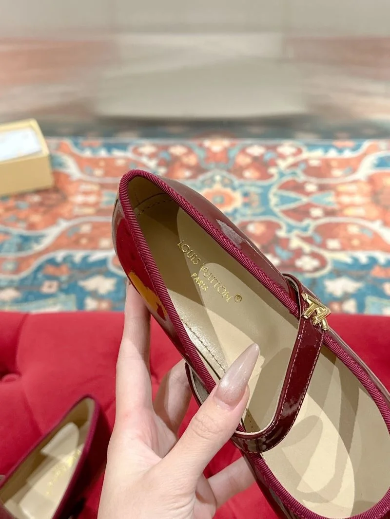 High fidelity Louis Vuitton Flat Shoes