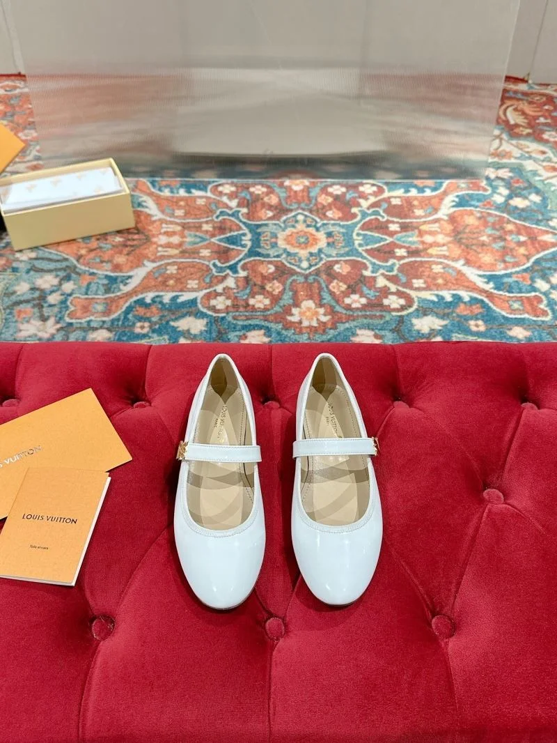 Louis Vuitton Flat Shoes