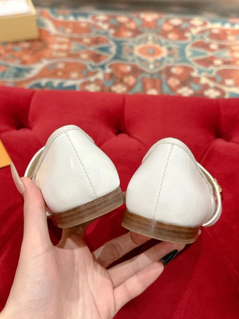 Louis Vuitton Flat Shoes